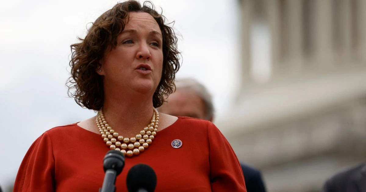 Katie Porter Says Donald Trump Sucks During CNN Debate