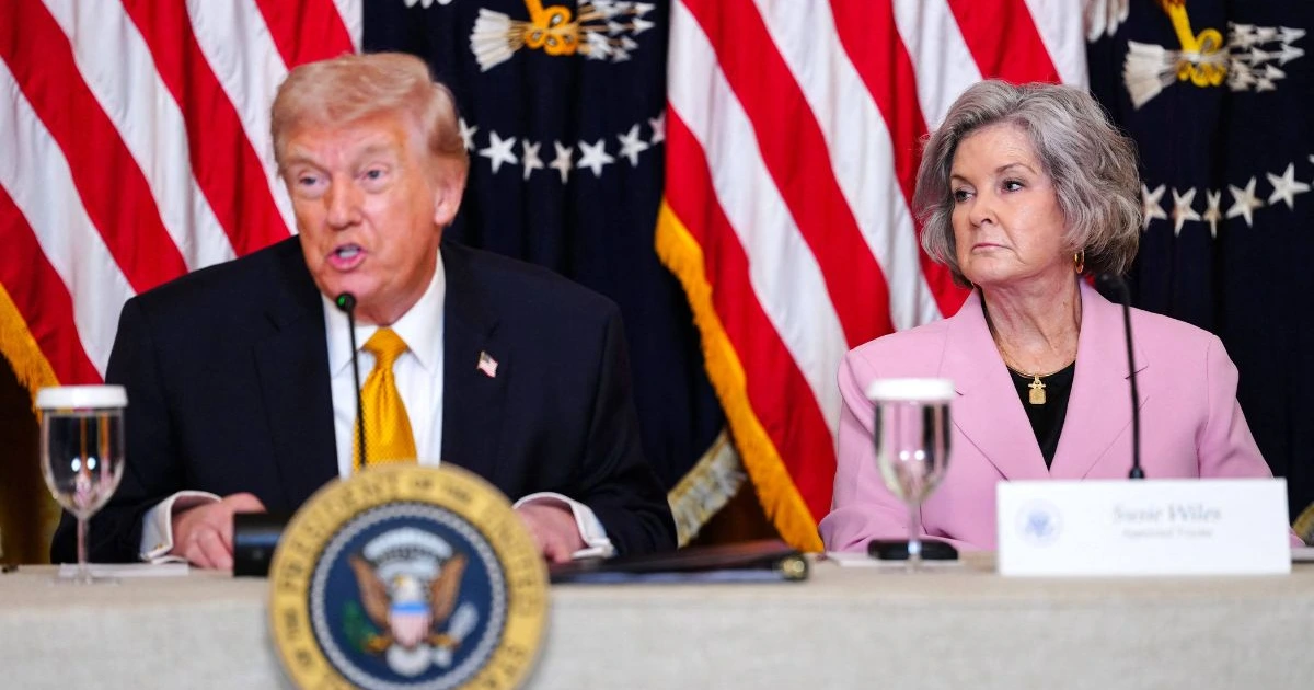 Donald Trump's chief of staff reveals his sleeping habits
