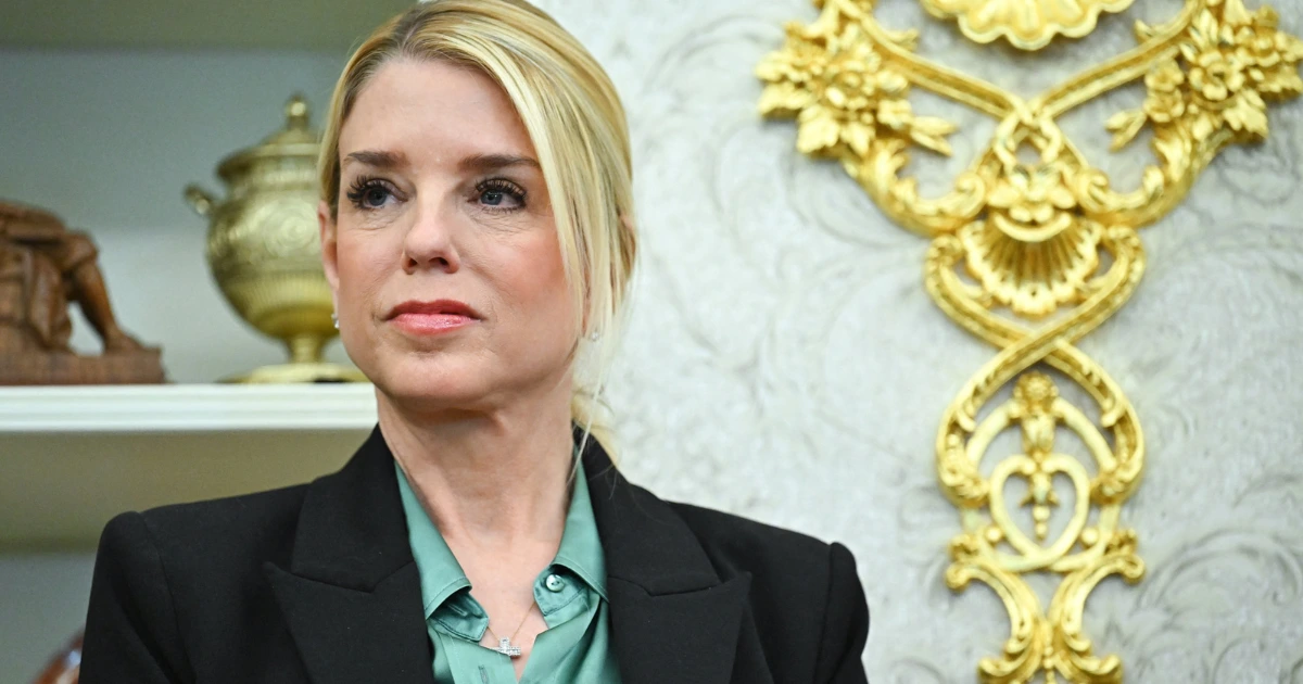 Pam Bondi Refuses Questions & Trump, Epstein Files