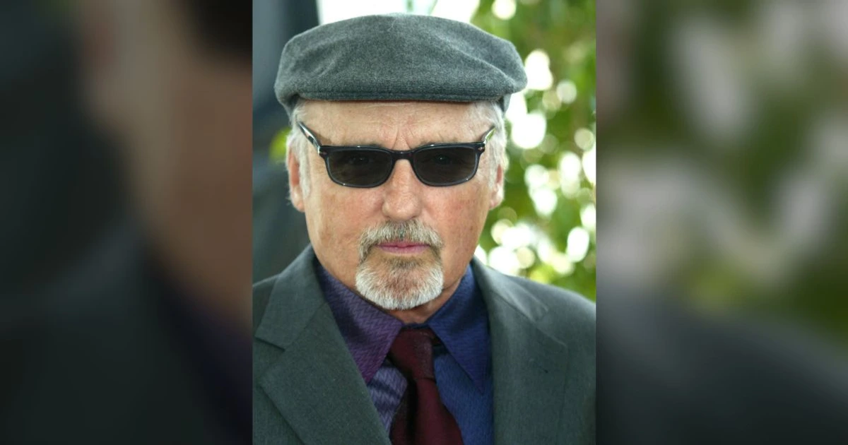 'The Pitt' star says ex Dennis Hopper's ghost visited her