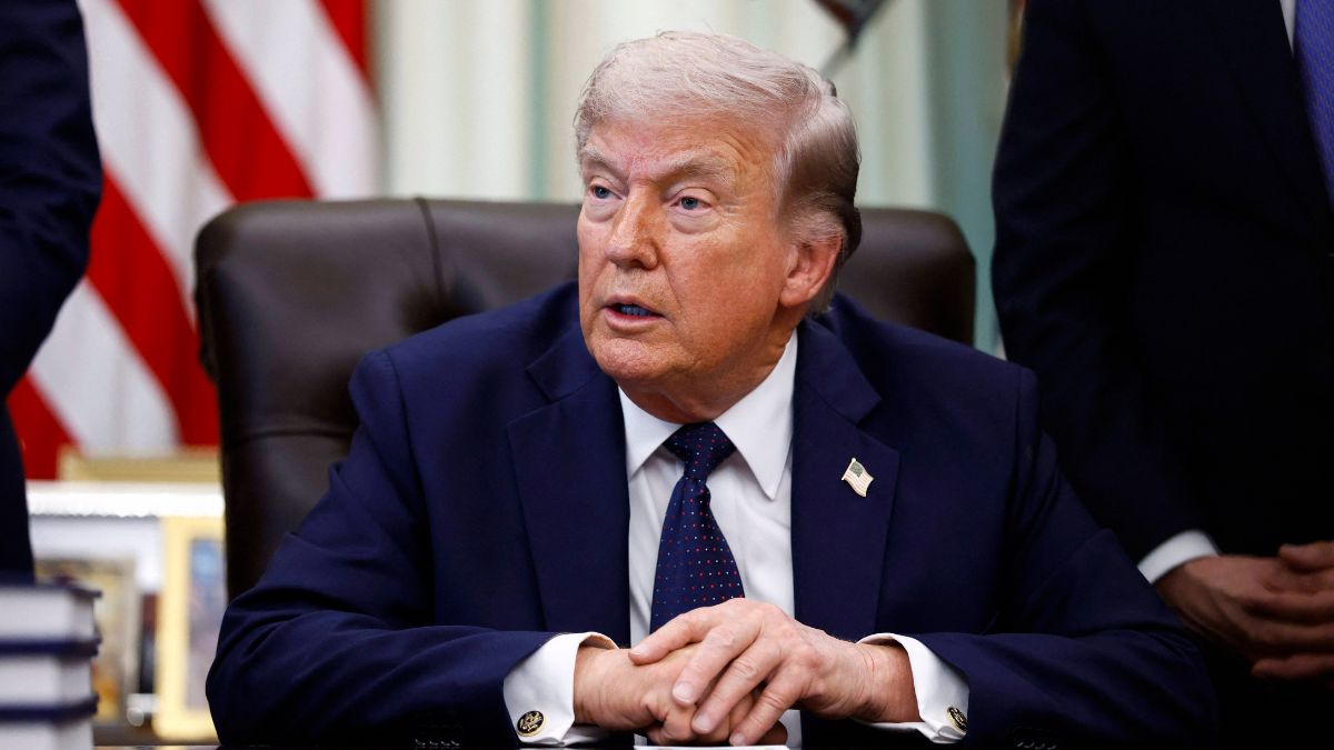 Trump mocked for accidentally sharing private messages again: ‘Somebody ...