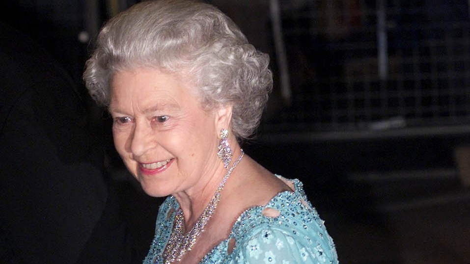 Mike Tindall Regrets Not Asking Queen Elizabeth More Questions