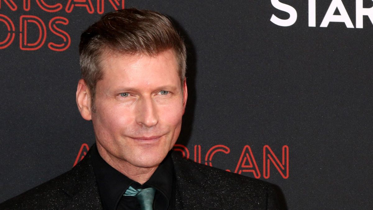 Crispin Glover filed lawsuit claiming ex 'violently attacked’ him